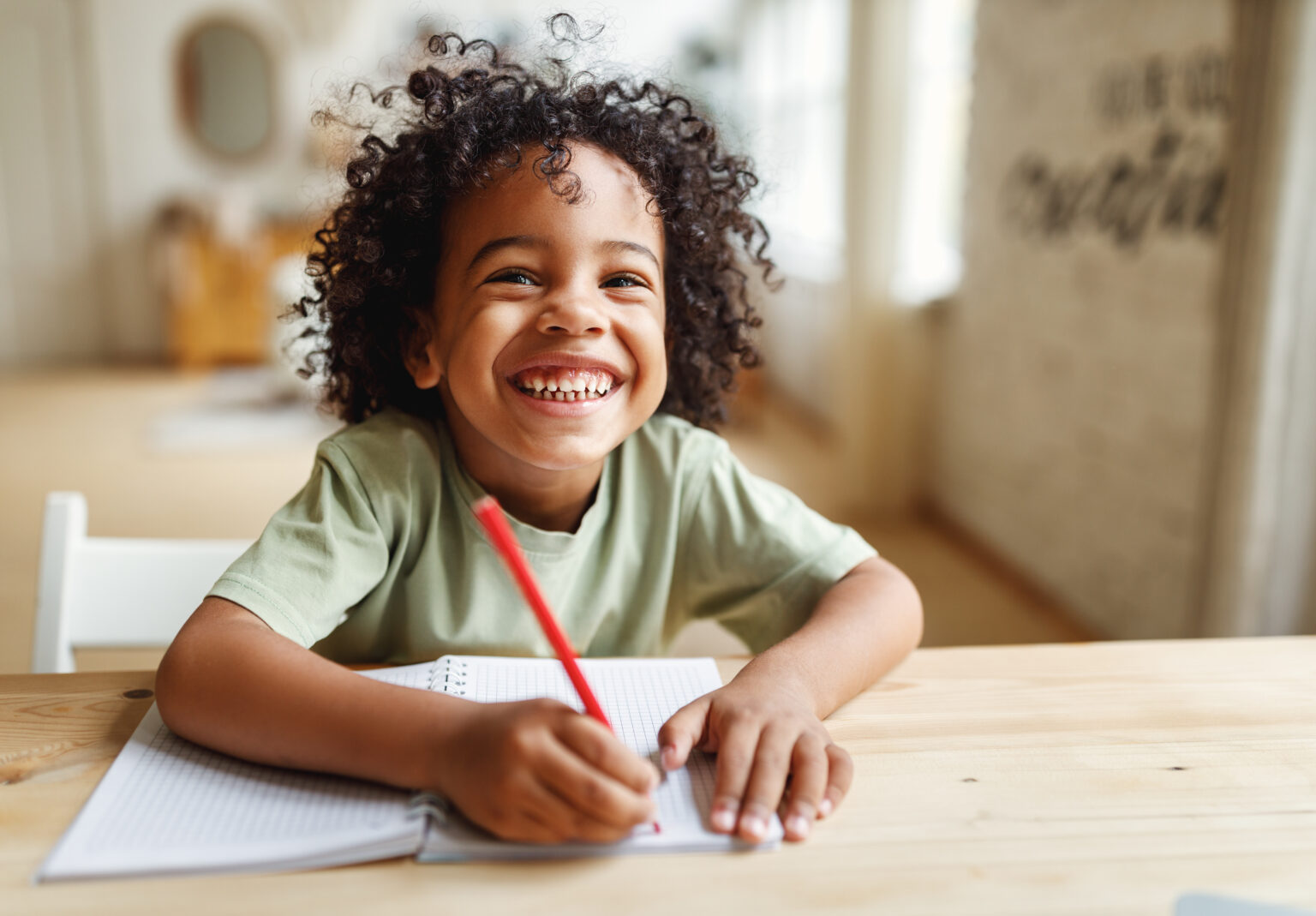 How We Place Crowns On Your Child’s Tooth | Shirley, NY